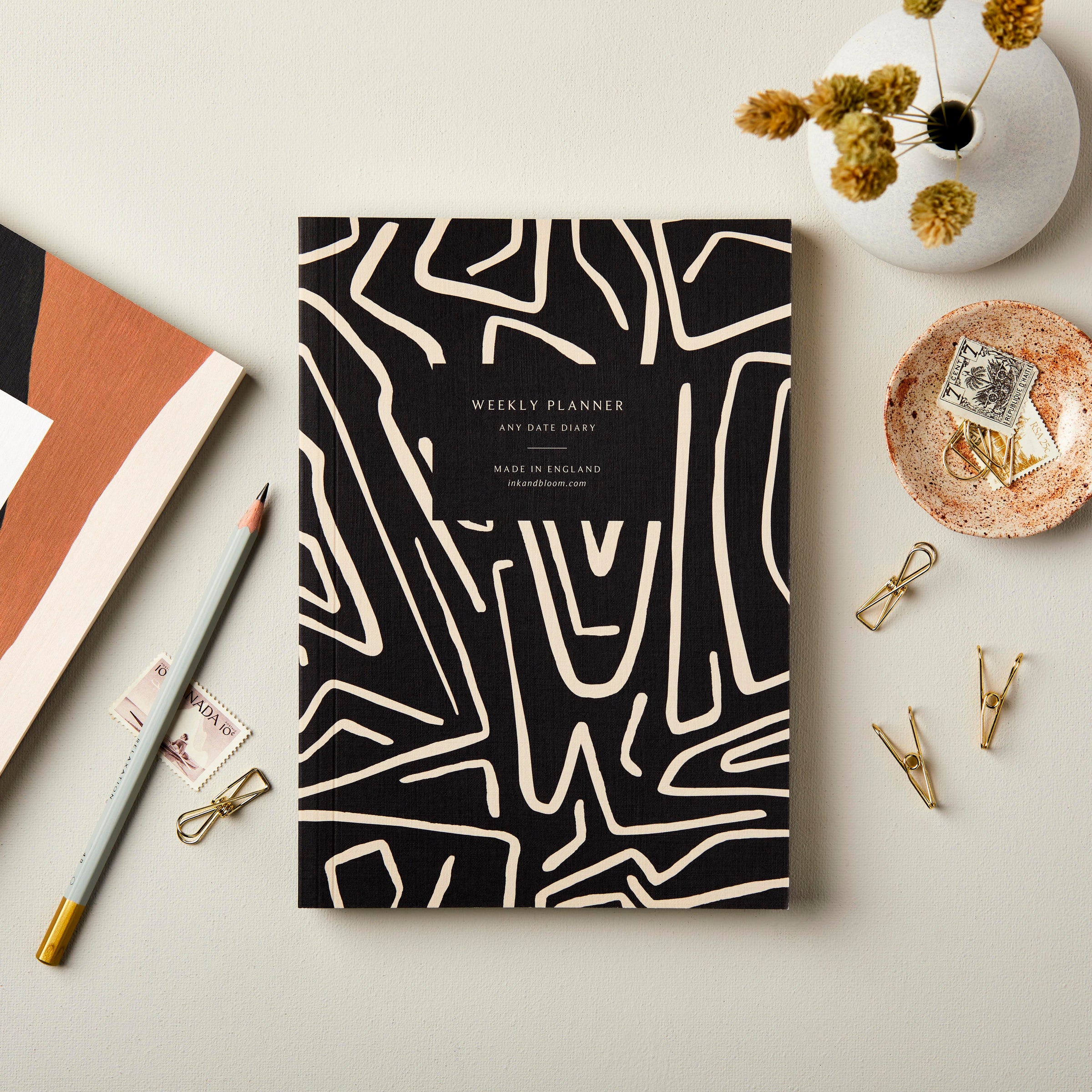 Undated A5 Weekly Planner in Abstract Black and Cream Lines | Ink & Bloom